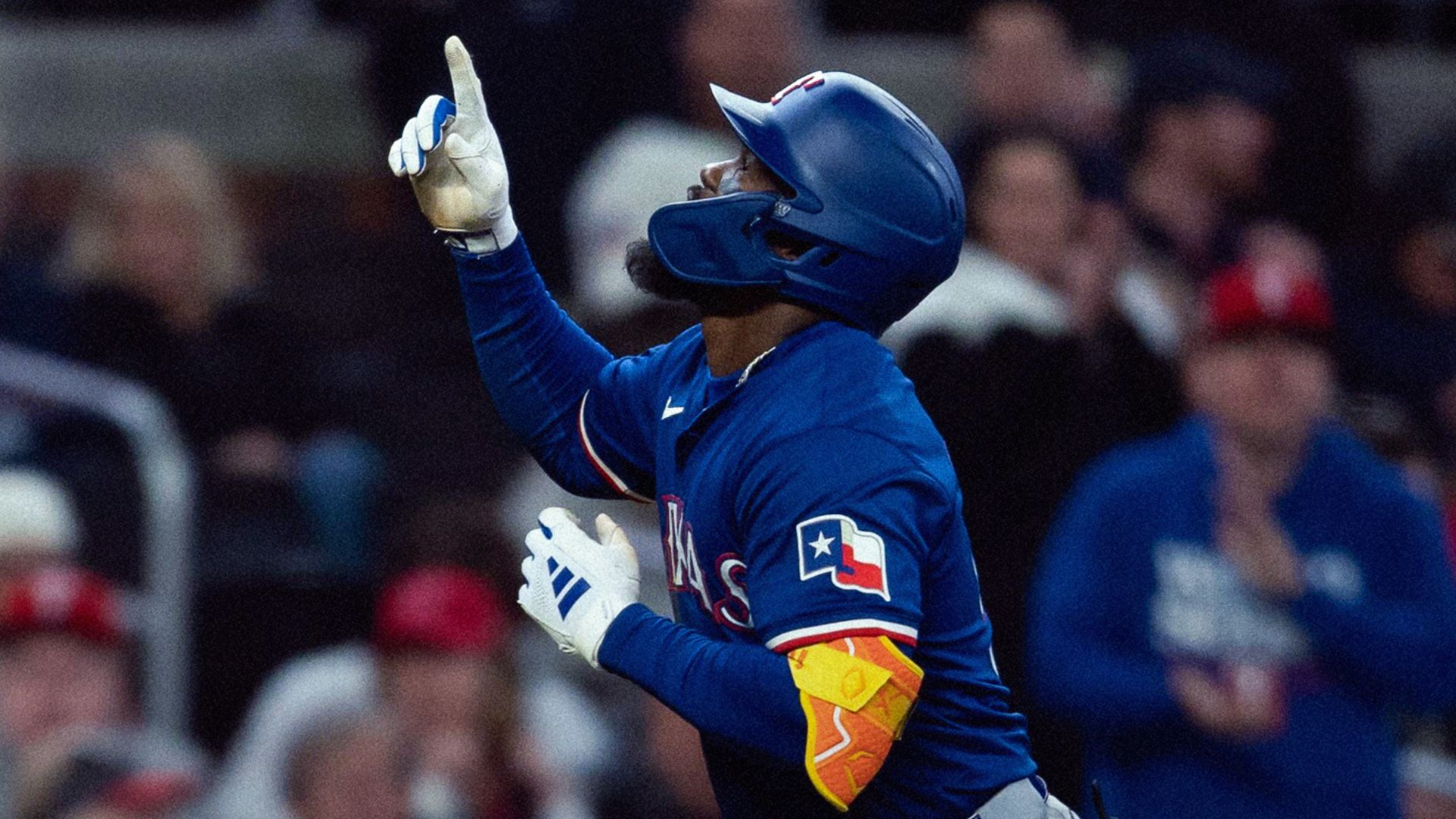 Adolis García homers in Rangers' win. (+MLB Report) - The Cuban ...
