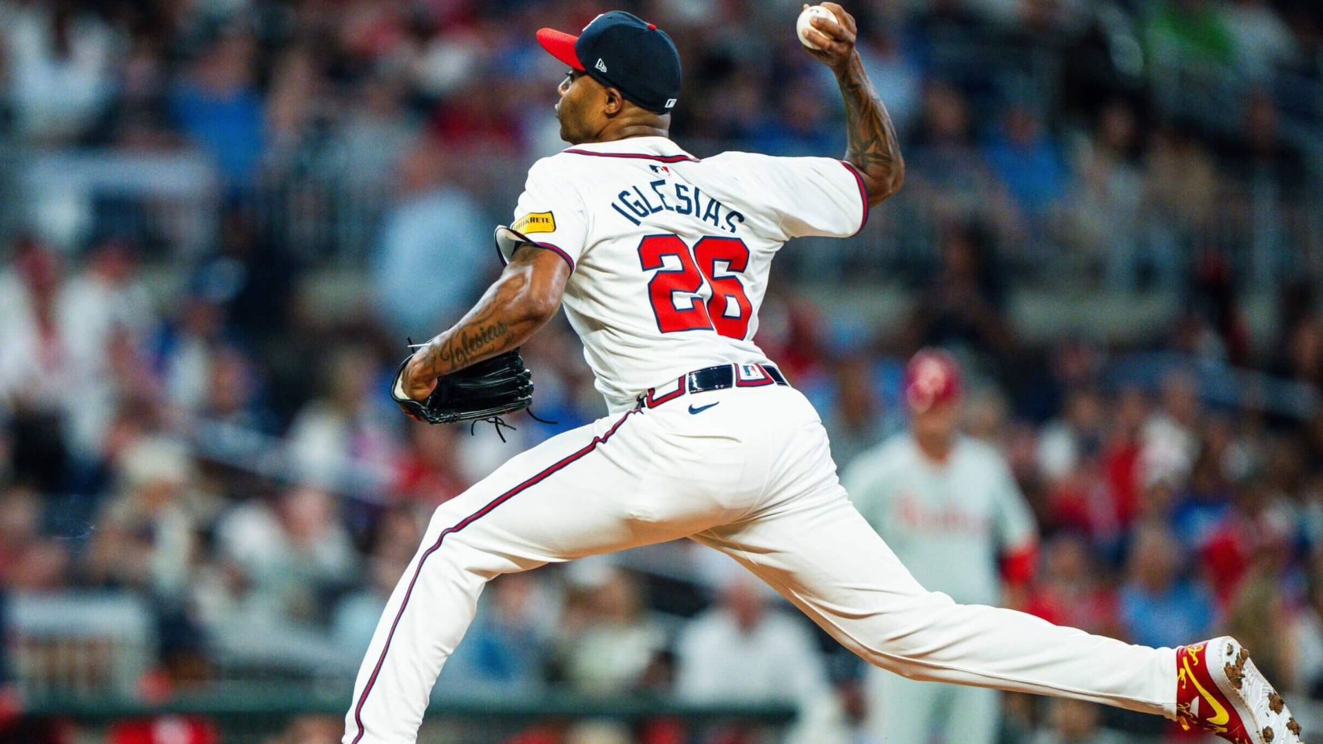 Raisel Iglesias notches a save in a Braves win. (+Cuban MLB Report ...
