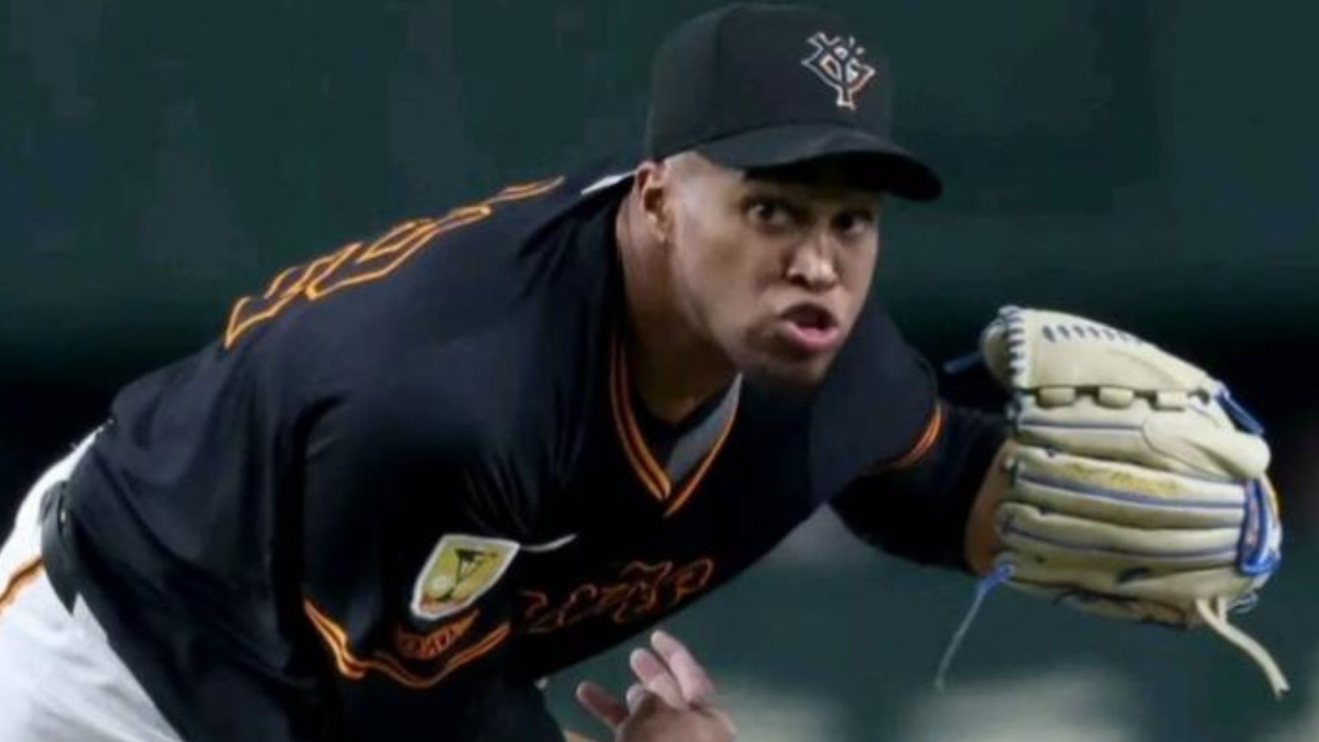 Raidel Martínez stays perfect in a Yomiuri victory. (+Cuban MLB Report ...